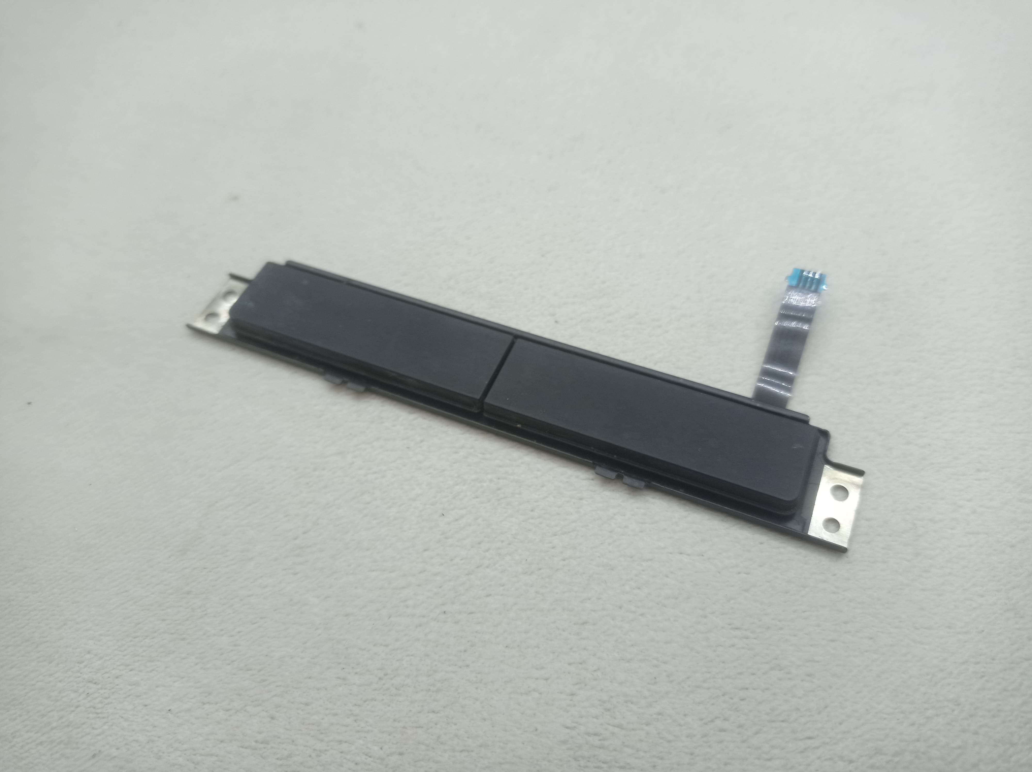 Dell Latitude 5450 Touchpad Buton