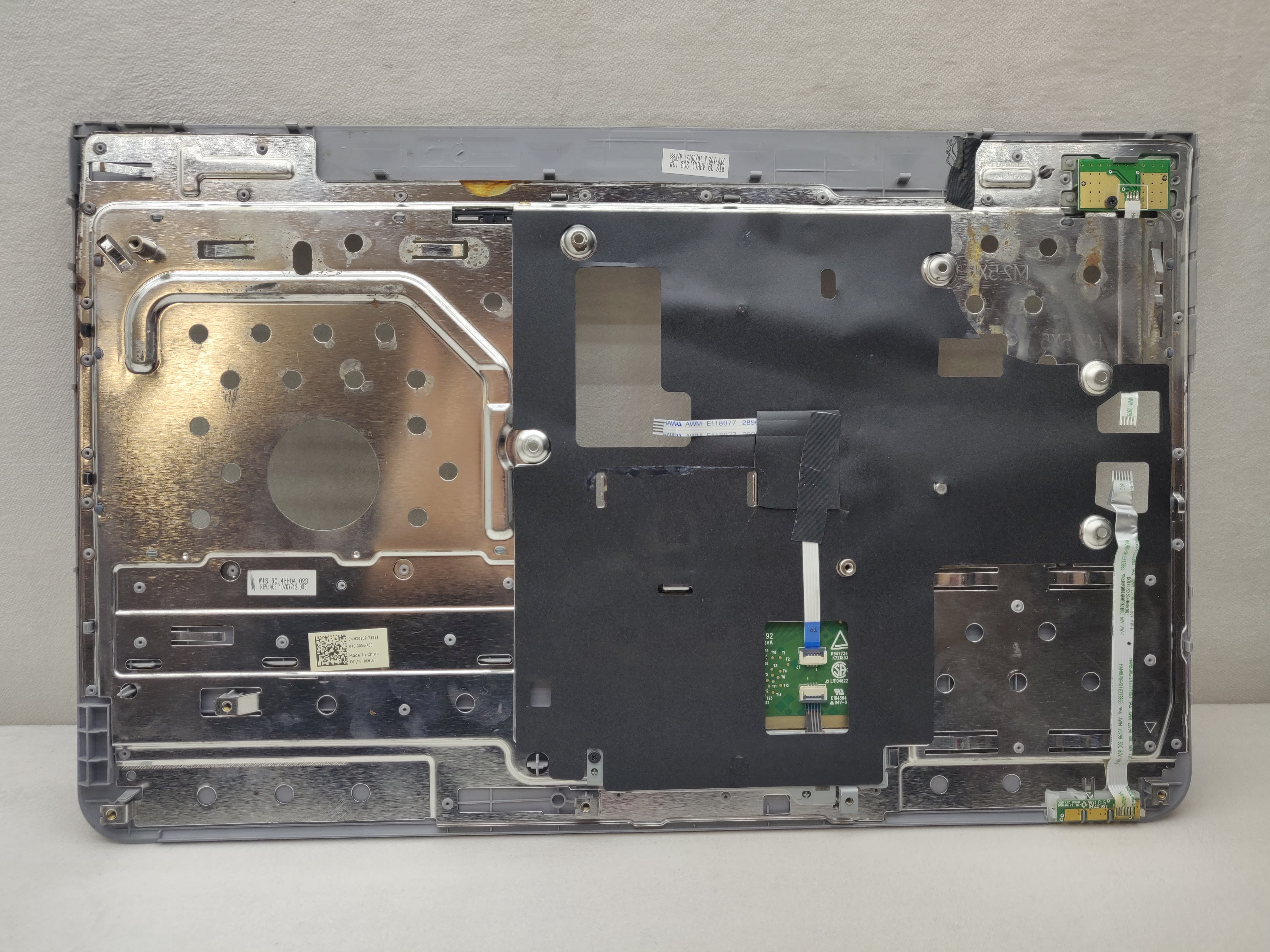 Dell Inspiron n5010 Üst kasa + Touchpad