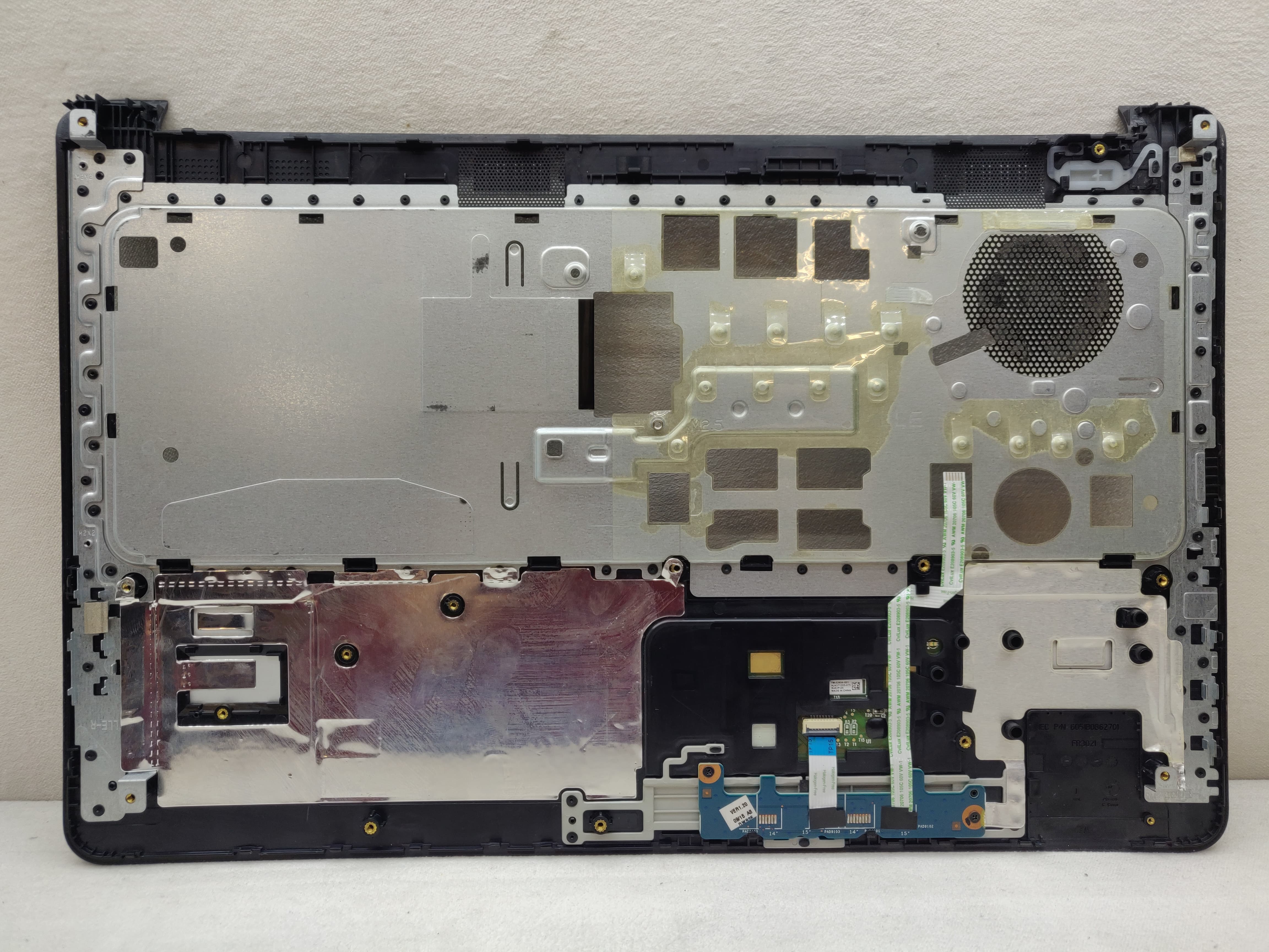 HP ProBook 350 G1 Üst Kasa Touchpad