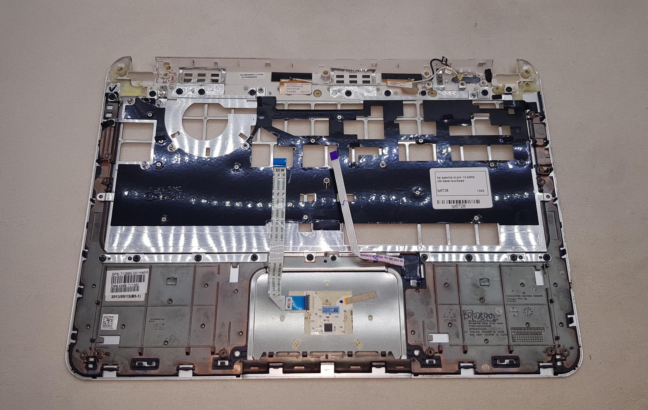 HP Spectre XT Pro 13-B000 Üst Kasa Touchpad