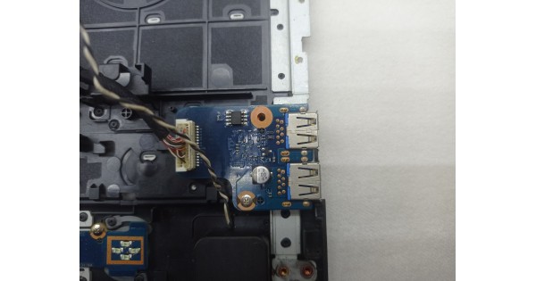 Samsung RF510 USB Soket