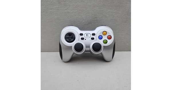 Logitech F710 Kablosuz GamePad