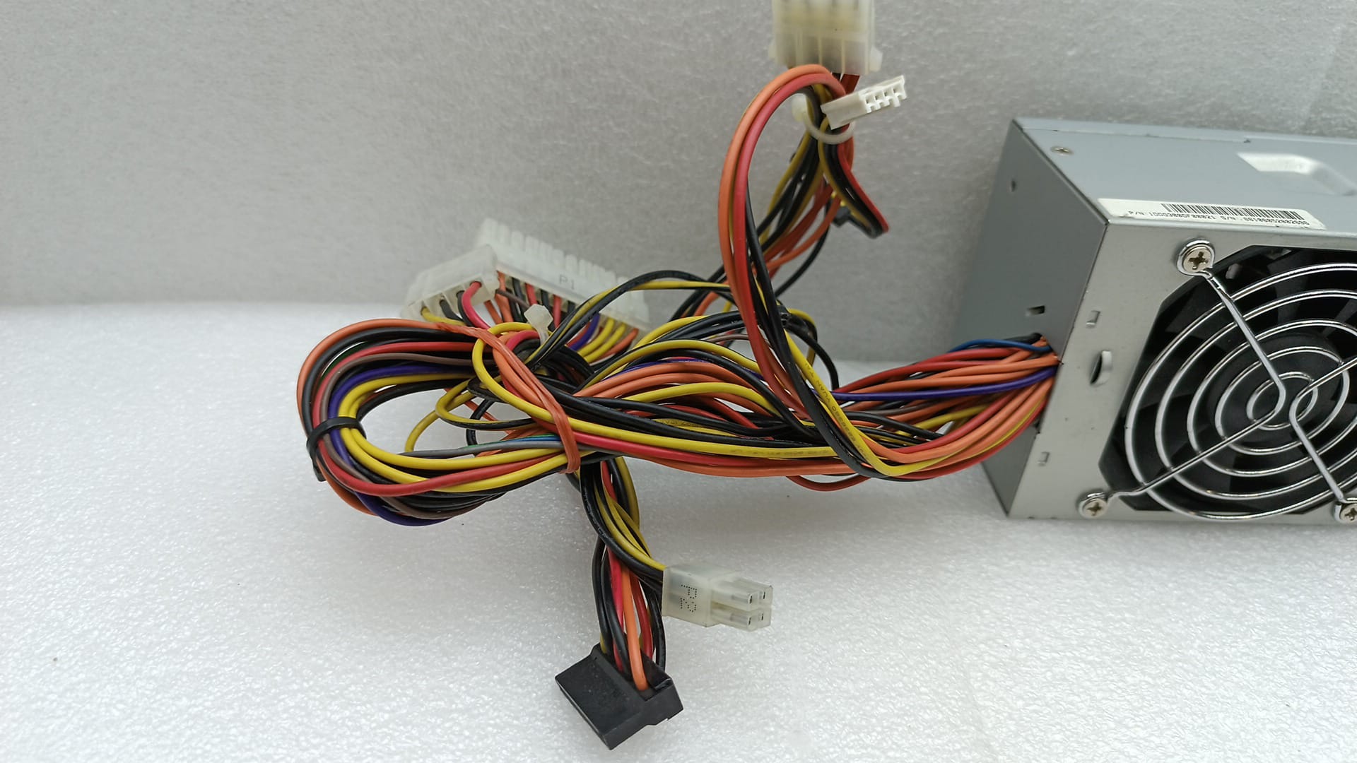Power-Man-IP-P300DF1-0-300-Watts-300W-ATX12V-Desktop-Switching-Power ...